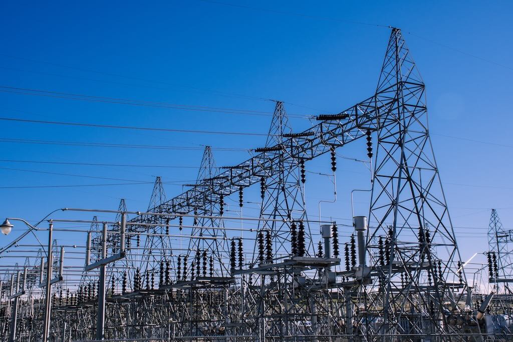 Five digital distribution transformer benefits for power grids